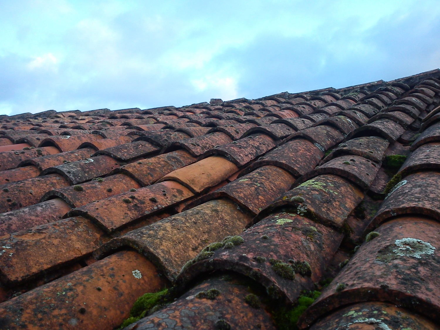 New Traditional French Clay Roof Tiles - 2 Tile System - Terracotta World