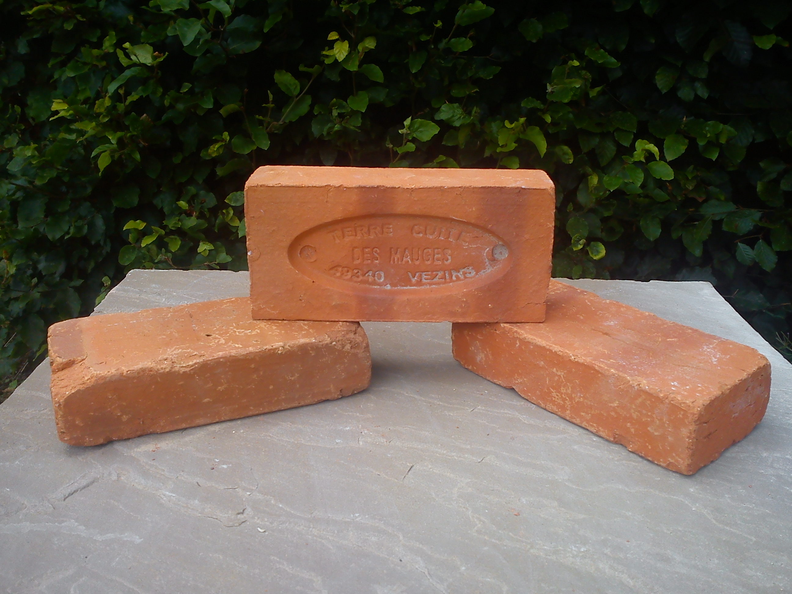 Thick and Solid Bricks - Terracotta World