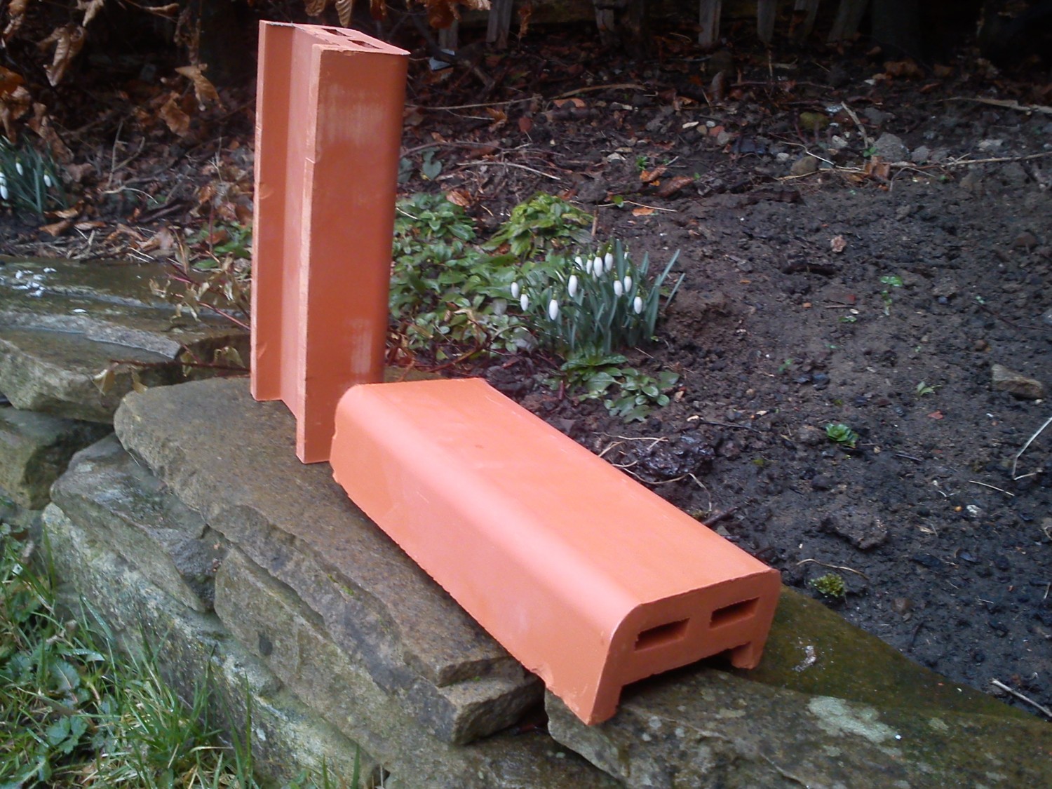 Screen Block Handrails - Terracotta World