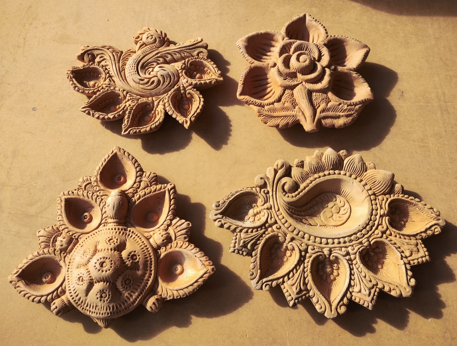 Extra Large Diyas - Terracotta World